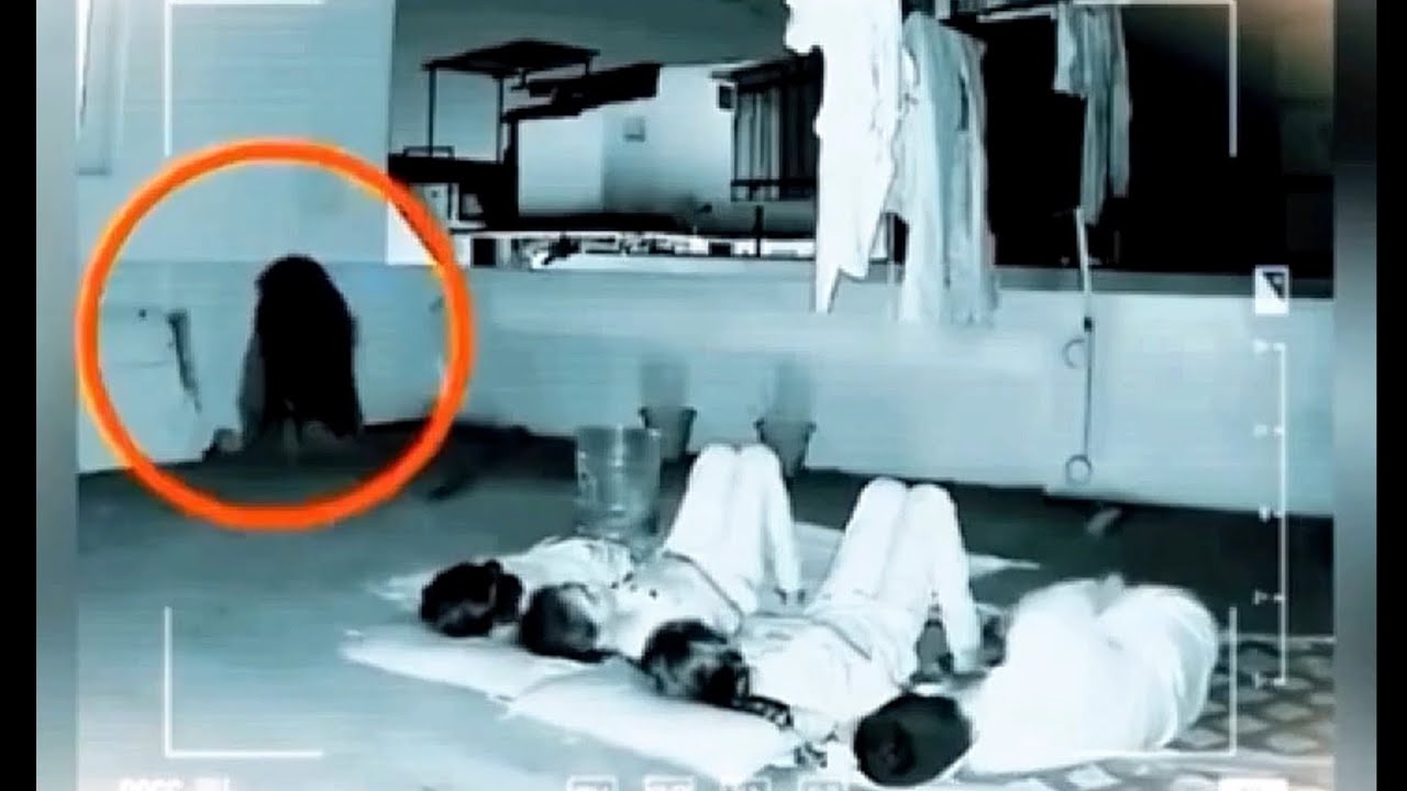 REAL GHOST Caught on CCTV Camera - part - 25 SCARY Videos To CREEP YOU ...