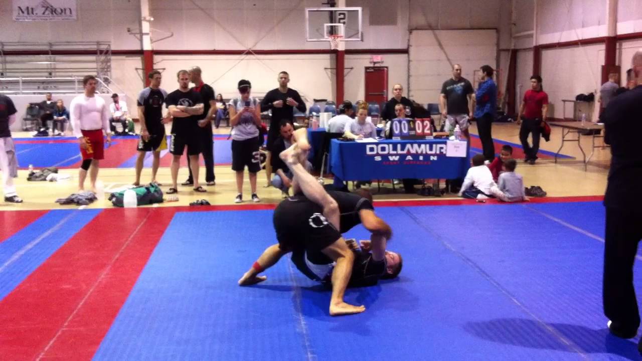 Rob fight # 1 - YouTube
