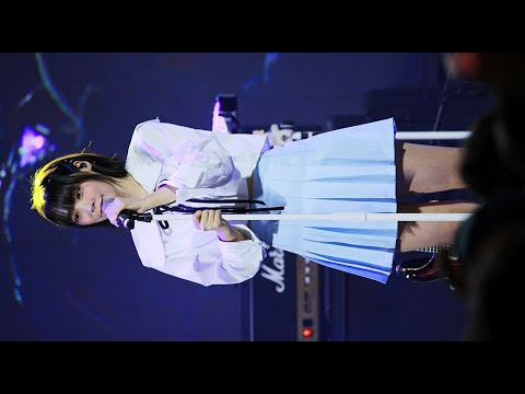 [4K] 240925 QWER 시연 직캠 "안녕, 나의 슬픔" (QWER SiYeon Fancam) 중부대학교 By 푸딩포토 - YouTube