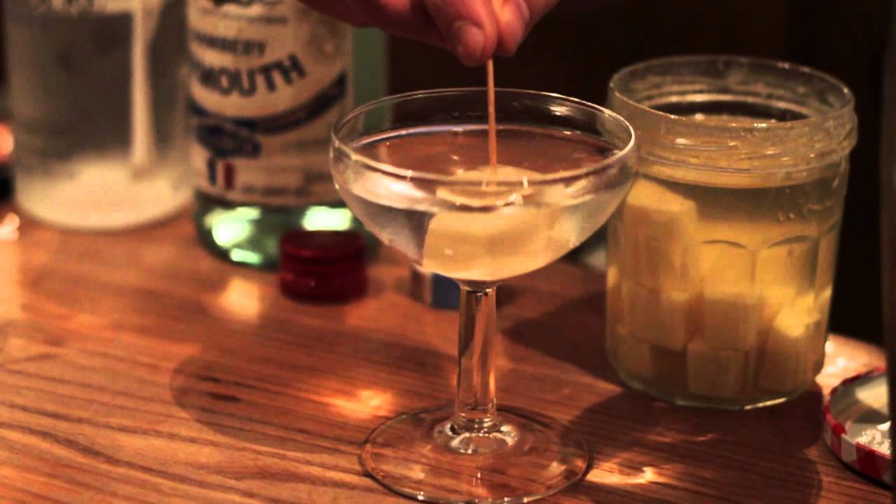 The Mountain Maverick Martini | Morzine Cocktail - YouTube