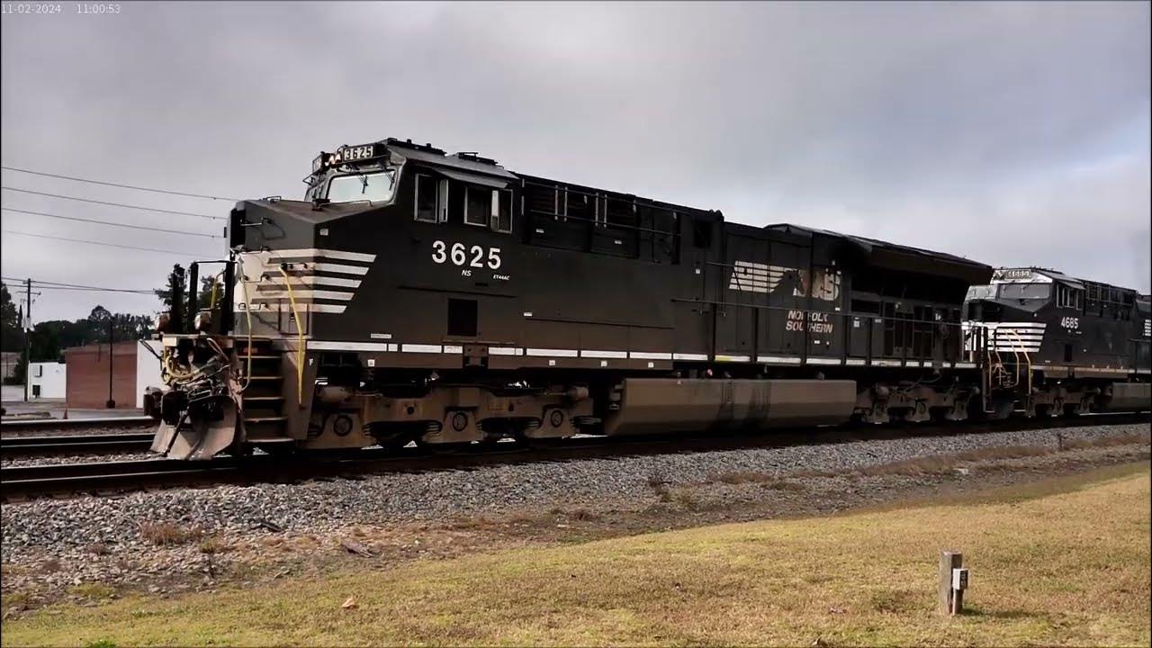NS 29F Working & Departing Austell, GA With NS 3625 In The Lead - YouTube