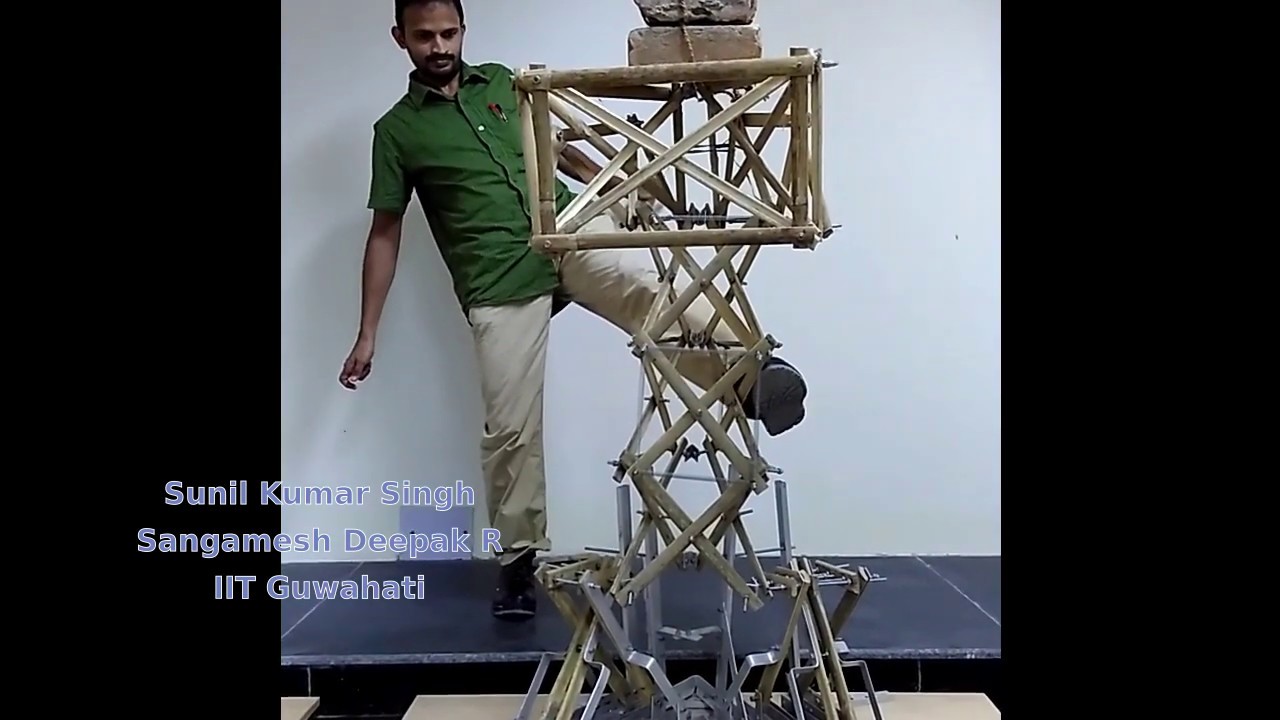 Triangular Scissor Linkage - YouTube