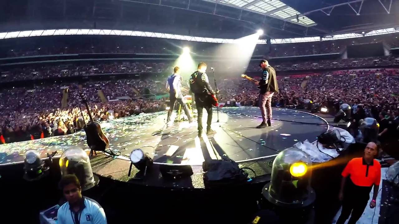 Chris Martin GoPro footage from Wembley Concert 18.06.2016 - YouTube