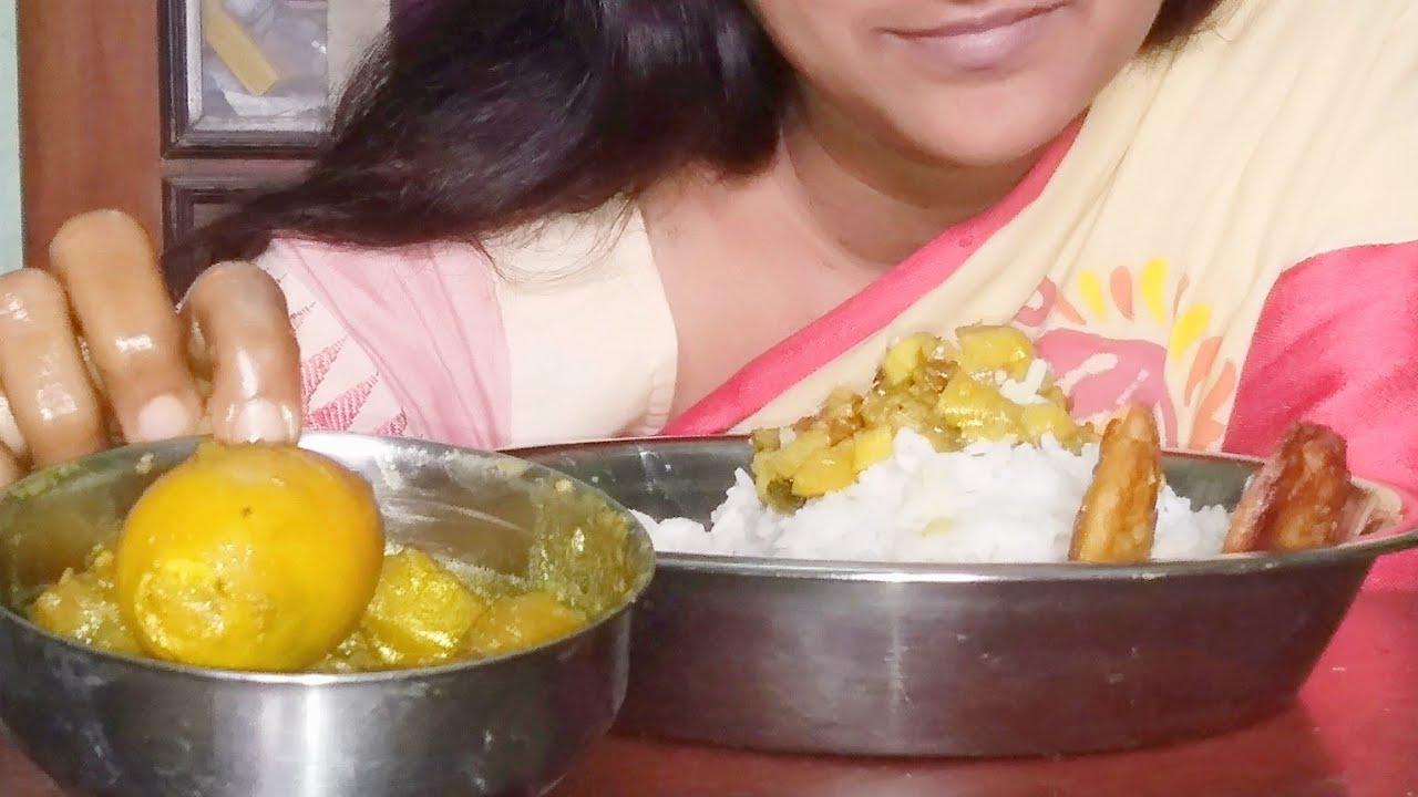 RICE , KUMRO FUL POKORA , EGG MASALA | EATING SHOW | - YouTube