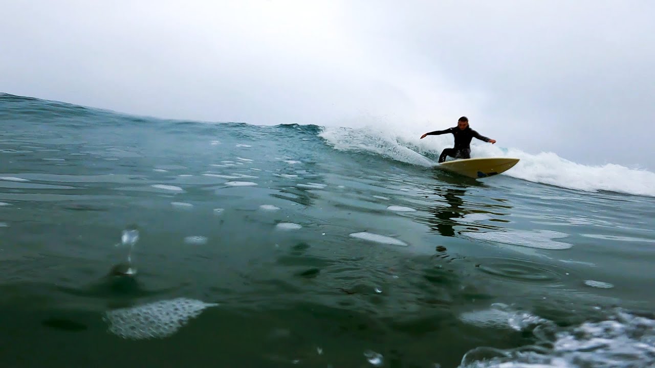 PERSONNE A L'EAU EN PLEIN ÉTÉ SUR LA PRESQU'ILE DE CROZON | SURF GLASSY ...