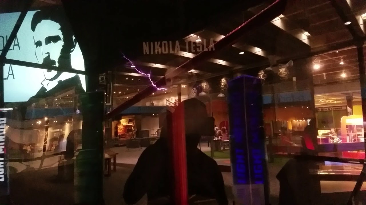 Tesla coil Oklahoma Science Museum OKC - YouTube