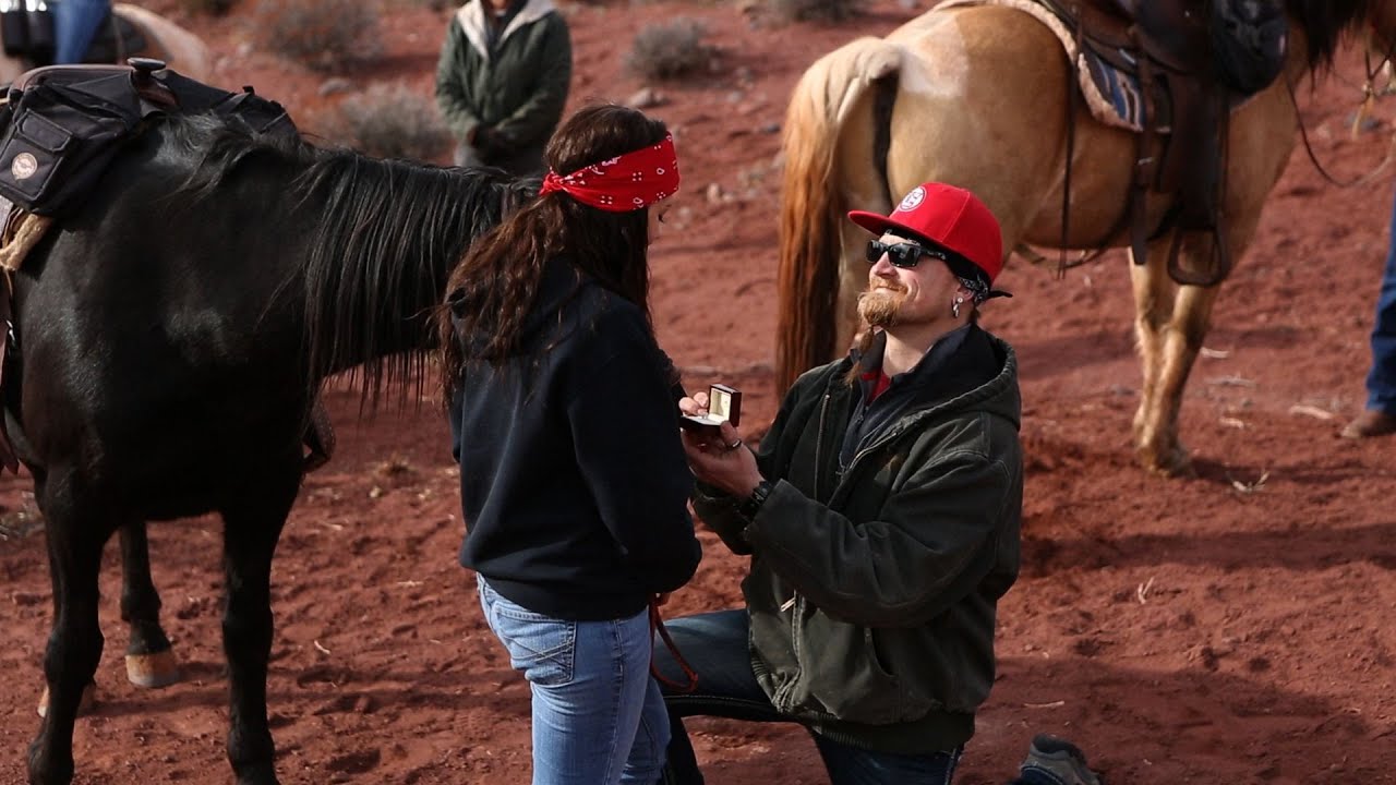 An Amazing Proposal on Horseback - YouTube