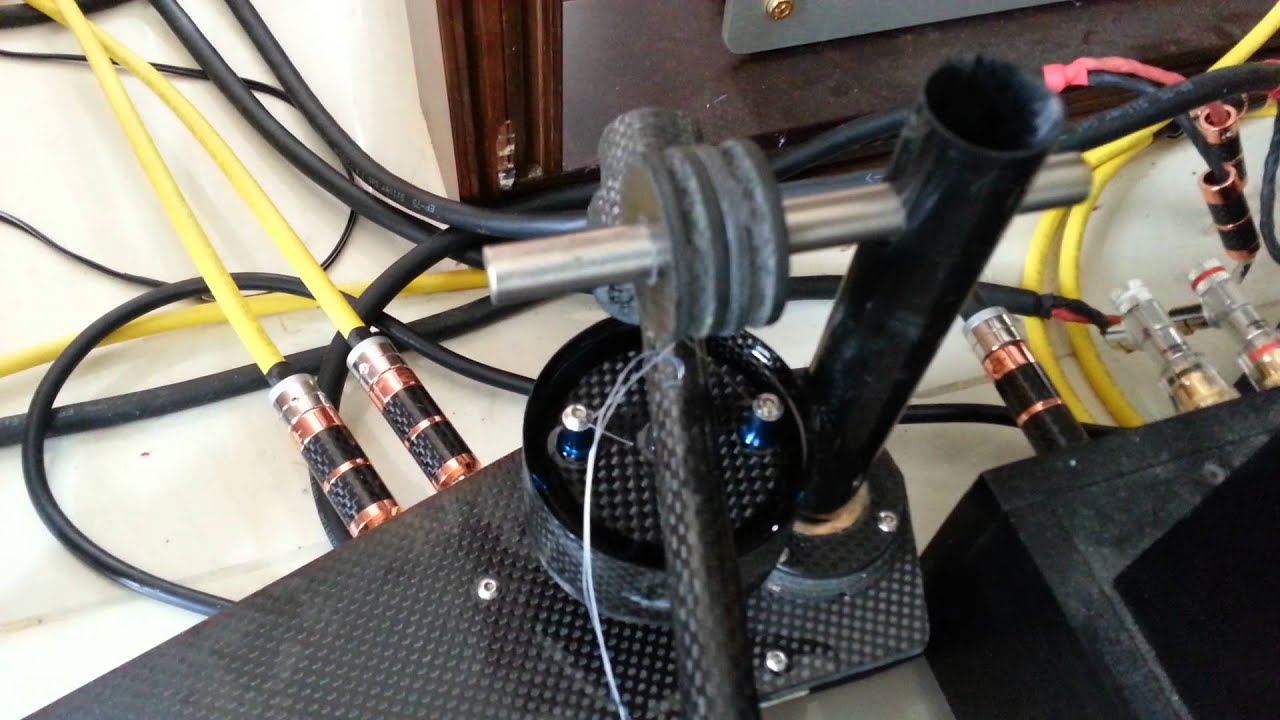 DIY turntable and 12 inch carbon tonearm - YouTube