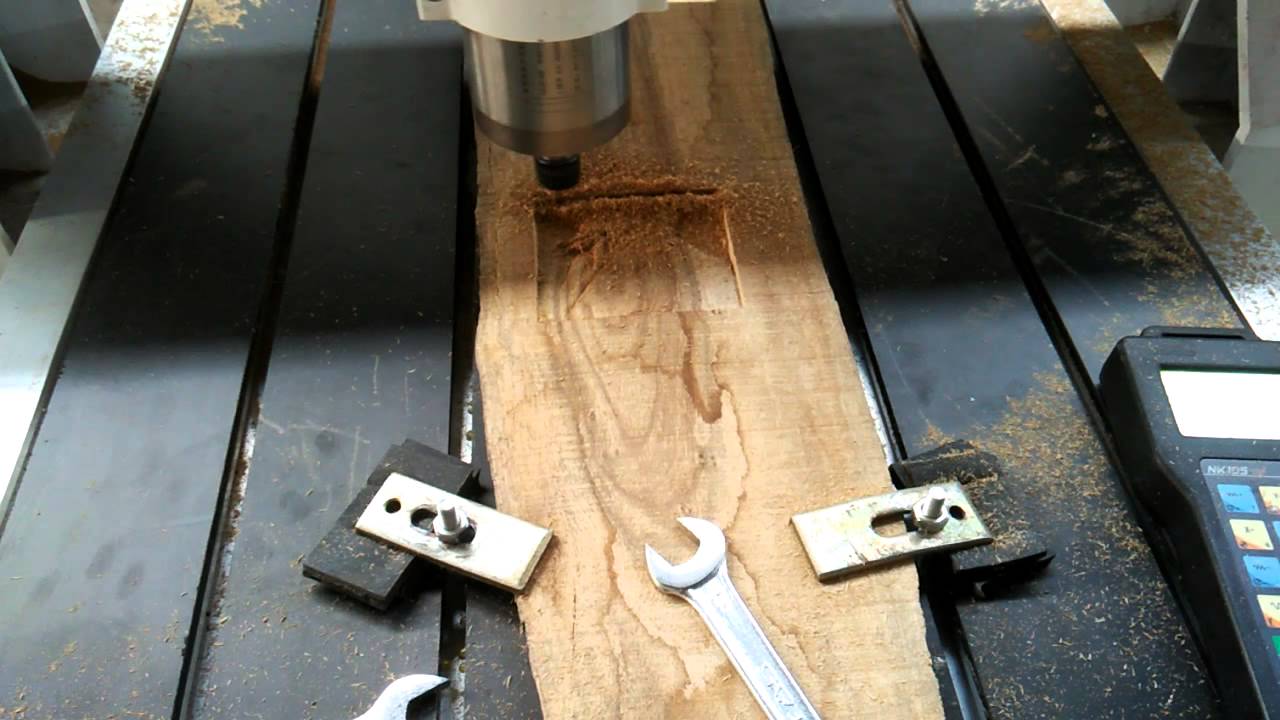 0609 cnc router for human heads carving - YouTube