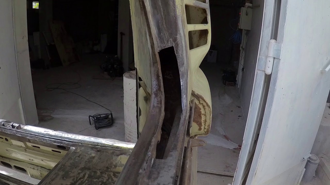 Vw t2 rust repair. اصلاح الصدأ - YouTube