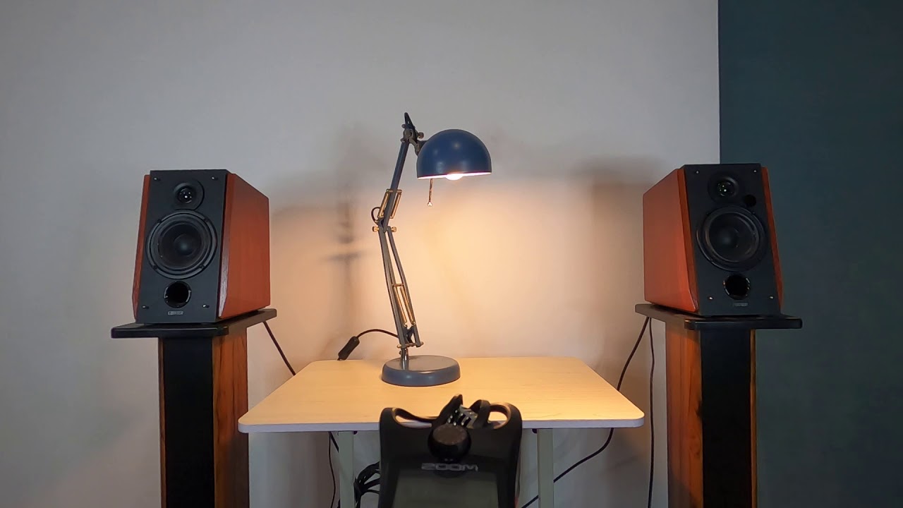 EDIFIER R1700BT - SOUND TEST - YouTube