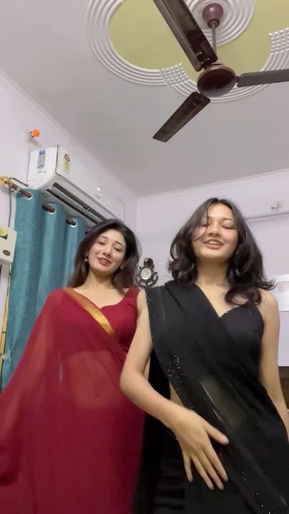 Hook raja ji #bhojpuri #viralreels #choli #pahadi #pahadigirl | Simran rawat | Akshita rawat ...