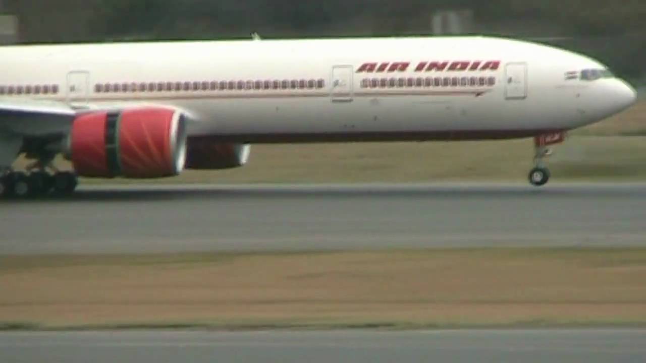 Air India Boeing 777-300ER Landing at Narita - YouTube