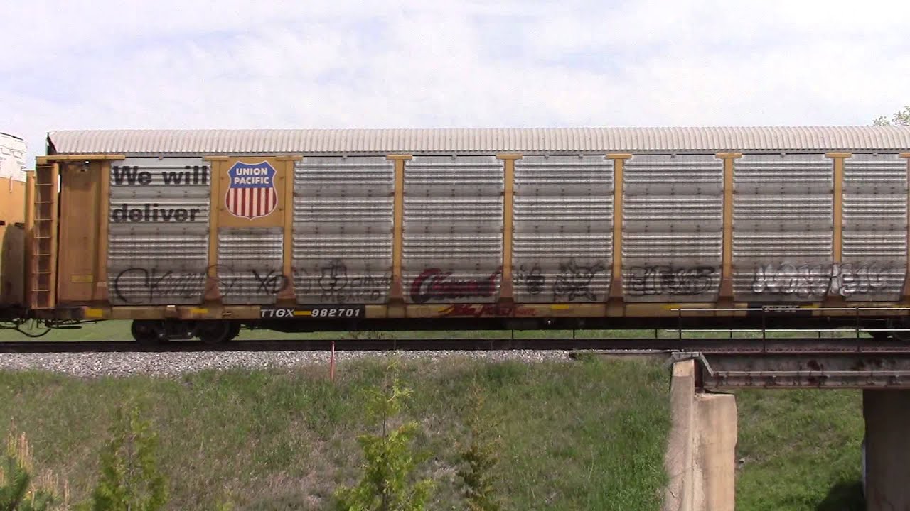 CP 241 FEMA(Autorack) train at Beare. - YouTube