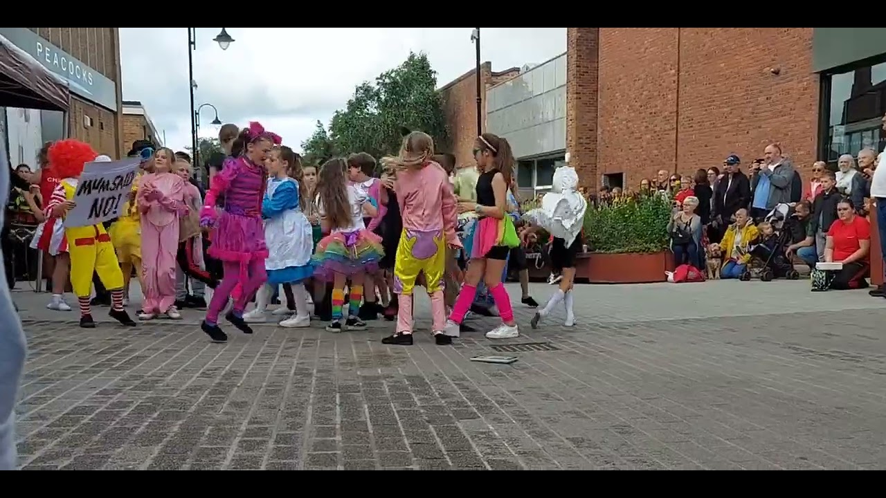 Kettfest 2023 - Starlight Dance - Junior Dance Company A - YouTube