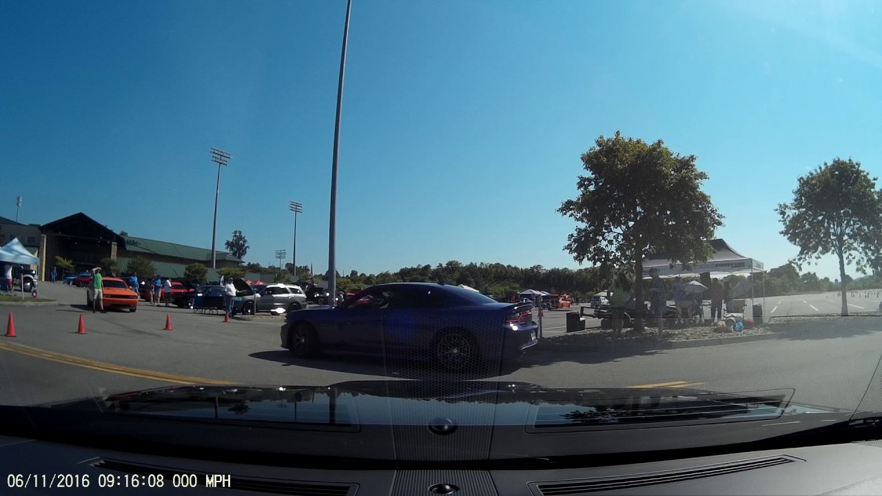 Autocross Dodge Challenger RT (skip to 1:40) - YouTube