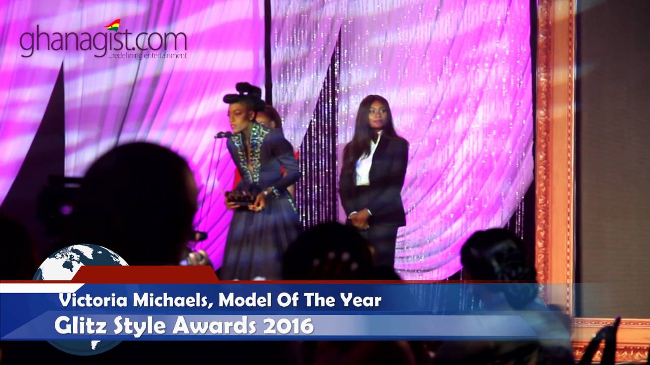 Victoria Michaels wins Model of the Year at Glitz Style Awards ...