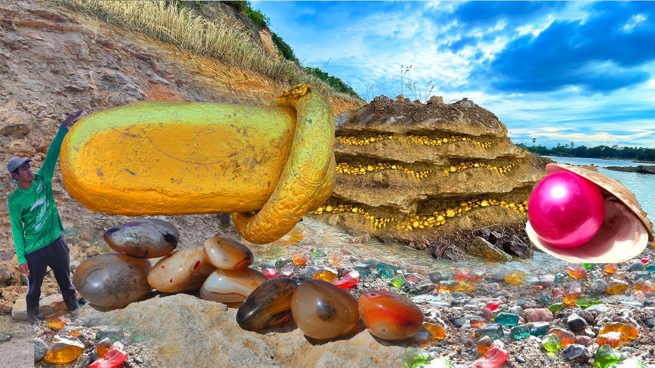Gold bars, jewelry in the mountains. The gold and diamond shells here ...
