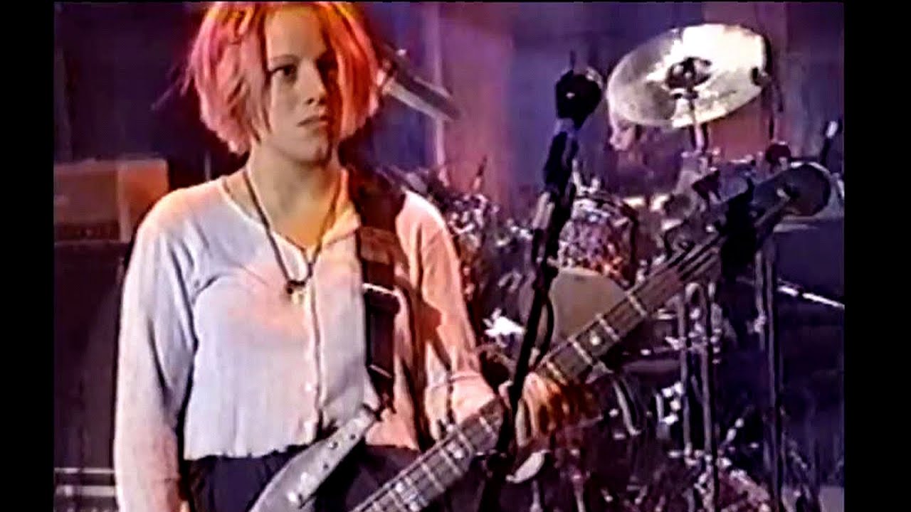 L7 - Stuck Here Again - 1994-10-04 [hq] - YouTube