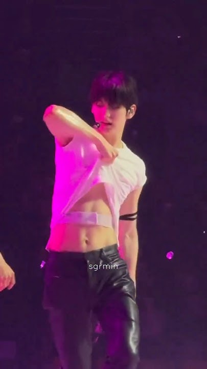 TXT SOOBIN ABS #txt #soobin - YouTube