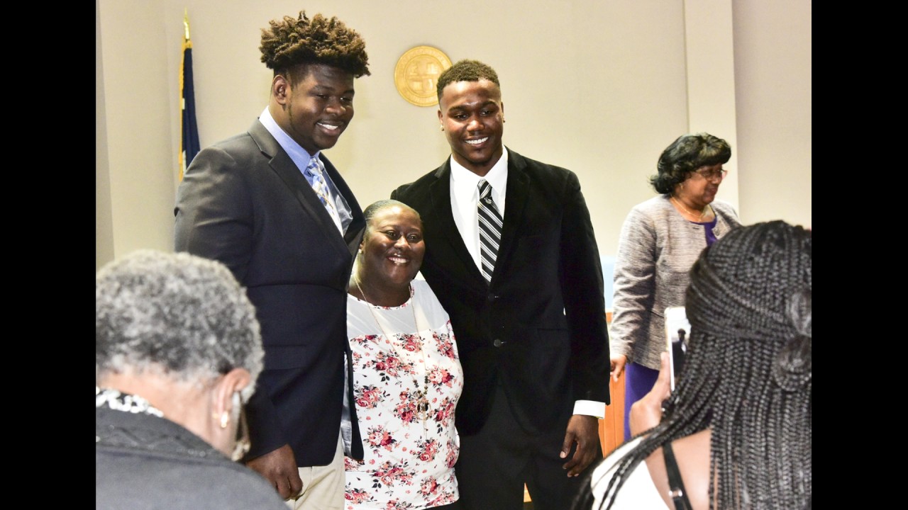 Albert Huggins, Jadar Johnson honored, Orangeburg, SC - YouTube