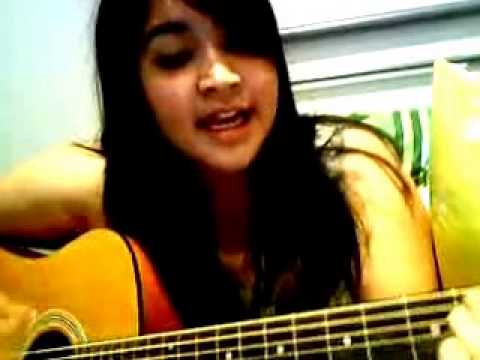 tkw montok cantik main gitar kelihatan itunya