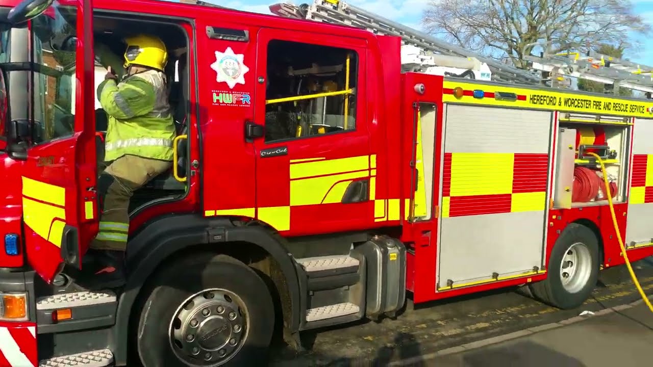 Burning car - Fire Brigade start their work (Video 3 of 6) - YouTube