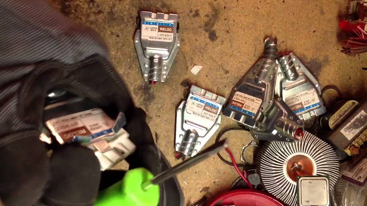 Scrapping Reloc riveted connectors - YouTube