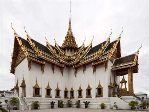 Bang Khun Phrom Palace Bangkok palaces - YouTube