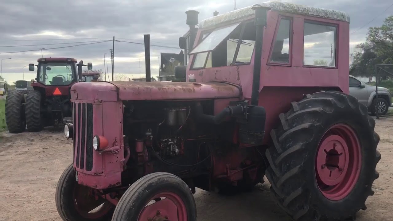 Hanomag R55 con direccion - YouTube