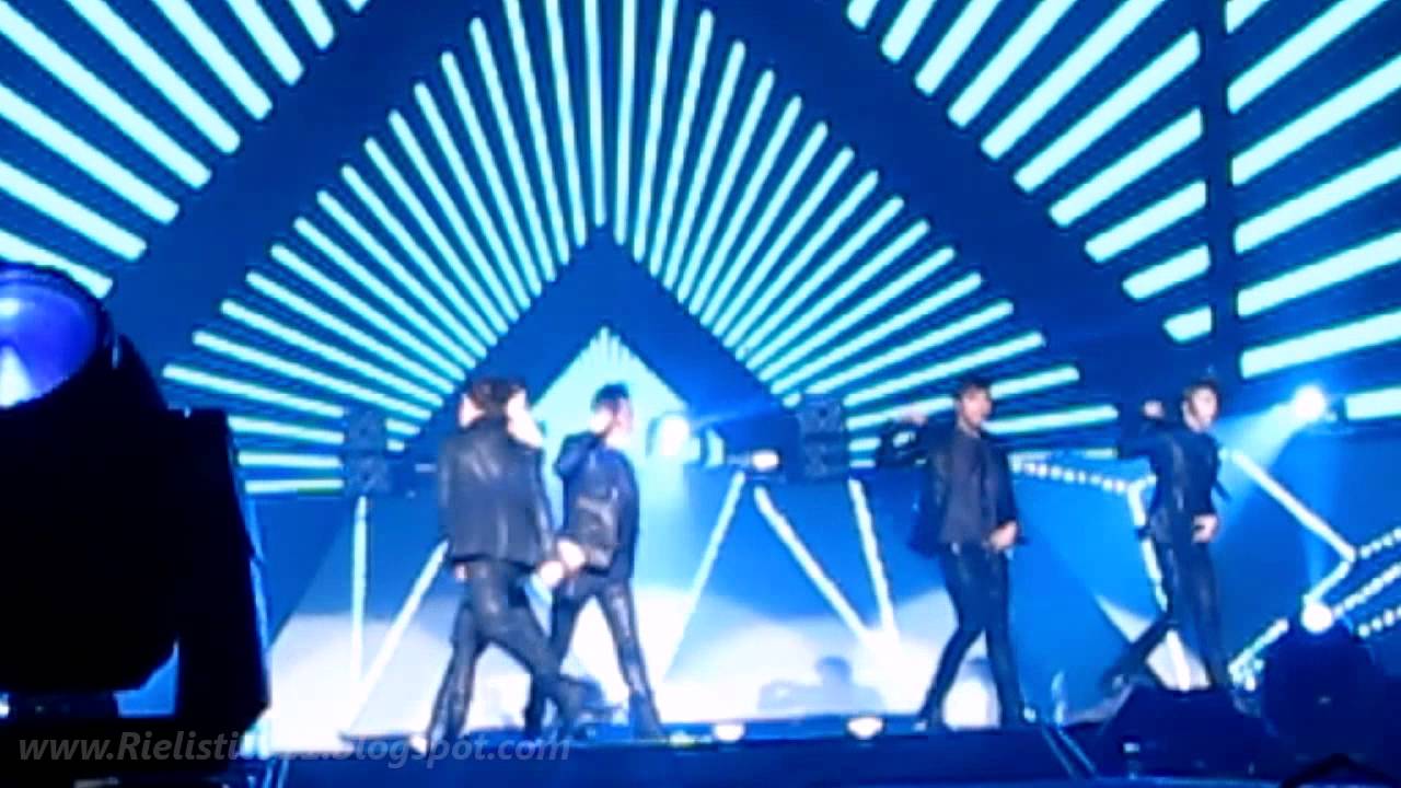 2PM LIVE in Malaysia - Again & Again - YouTube