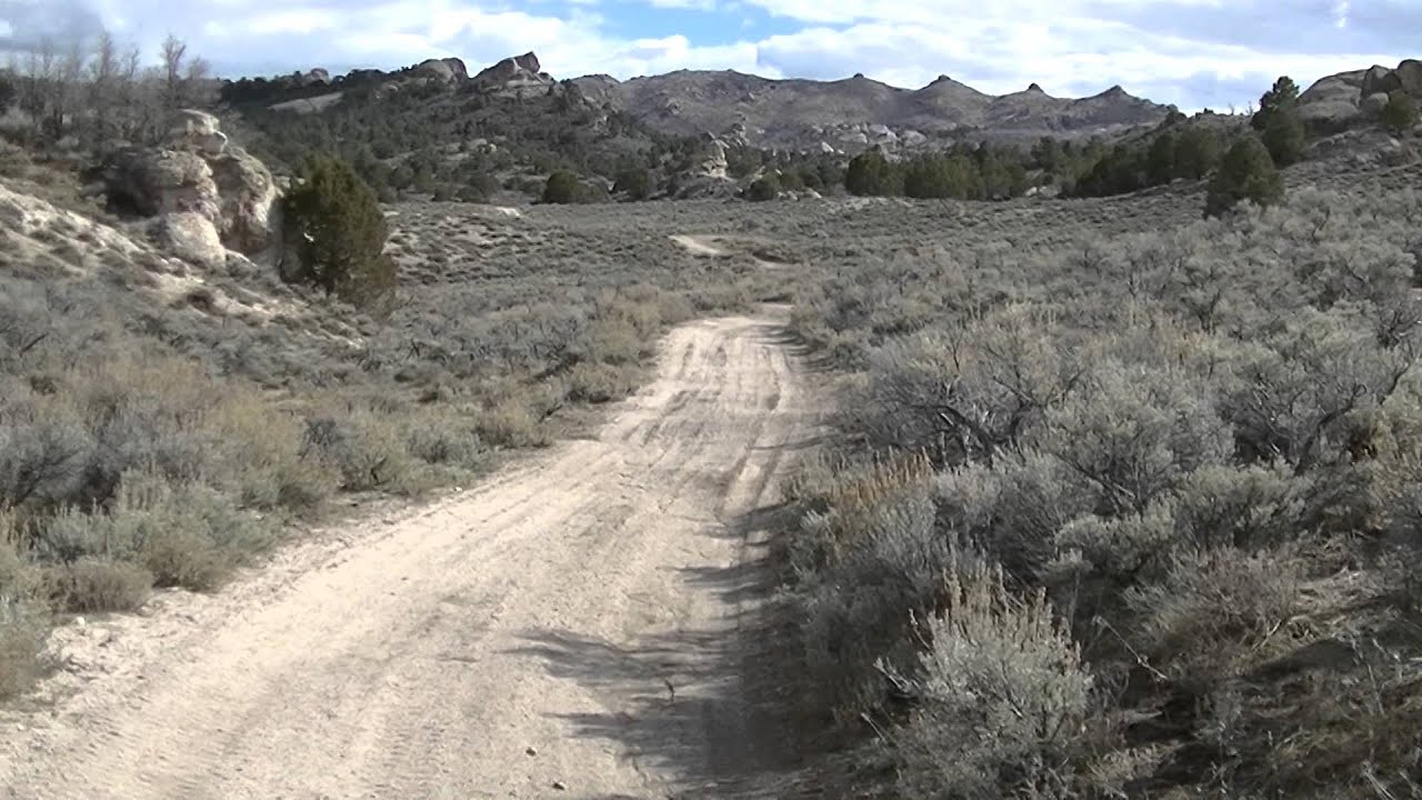 Enjoying the trapping life. - YouTube