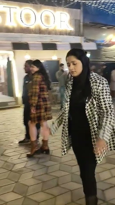 Party vibes 🎉 #reels #shortvideo #trendingshorts #newyear2025 #celebration #party #friends - YouTube