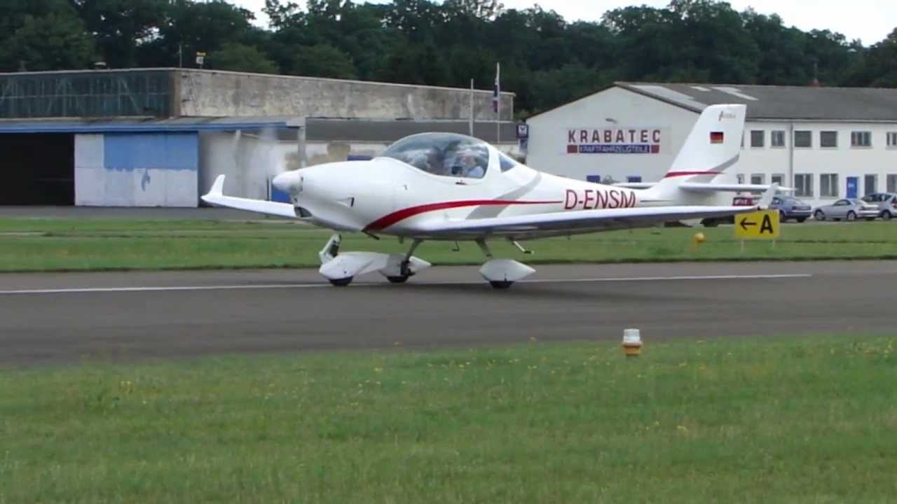 Aquila A210 landing and takeoff at Kyritz, EDBK - YouTube