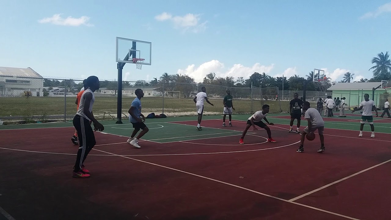 Daveon Johnson Basketball Film QC Comets(1) - YouTube