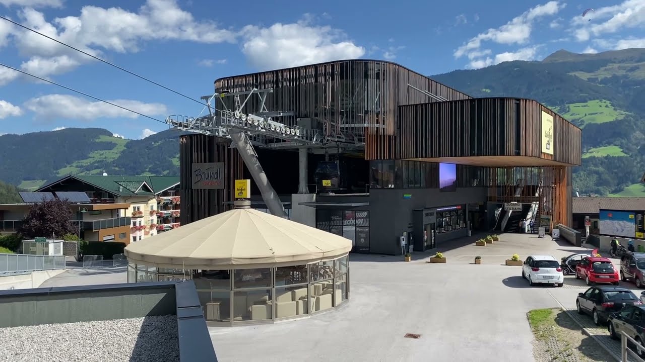 Spieljochbahn Talstation - Fügen - YouTube