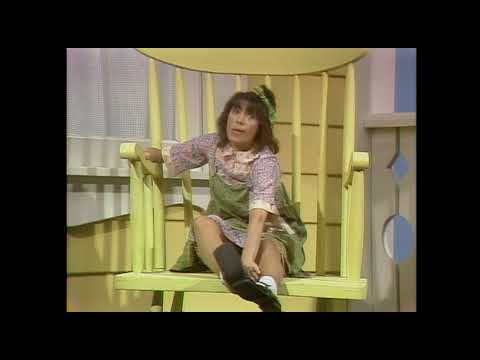 Edith Ann And Her Lizard | Rowan & Martin's Laugh-In | George Schlatter ...