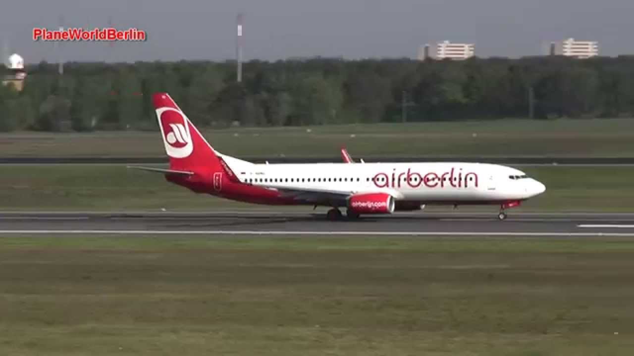 Parallel Landing/Takeoff at Berlin Tegel Airport - YouTube