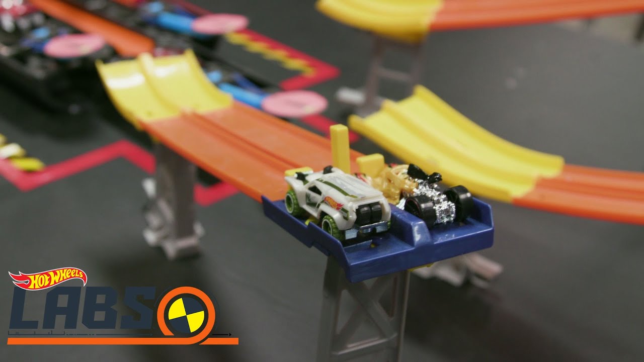 Spalanie | Hot Wheels Labs | @HotWheels - YouTube