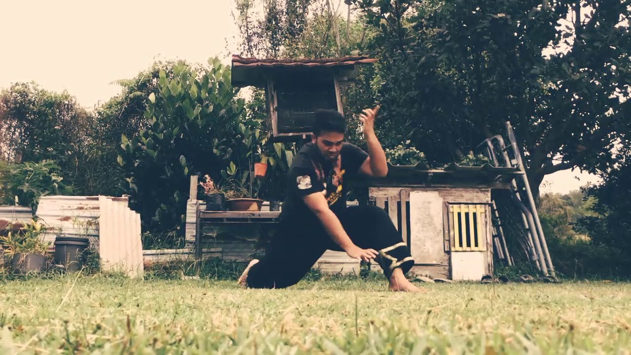 BUNGA TARI SEMBAH ARYA GADING HARIMAU GAYONG - YouTube