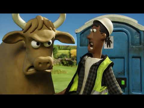 Shaun The Sheep Gets to Work 🐑💪 Farmyard Fun Begins!
