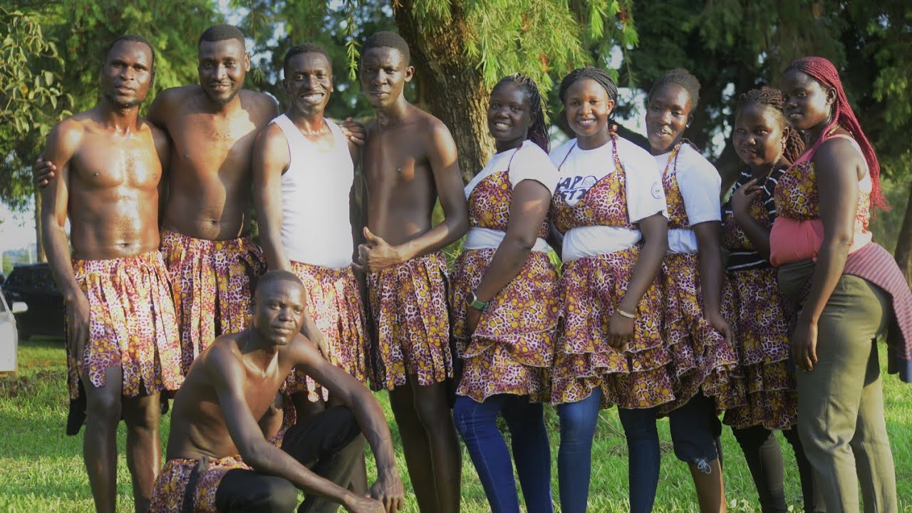 Fumbo Dance at JAPFEST23 - YouTube