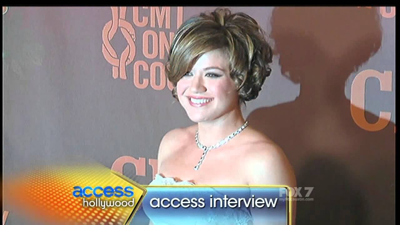 (HD) Kelly Clarkson: Access Hollywood Interview 2011 - YouTube