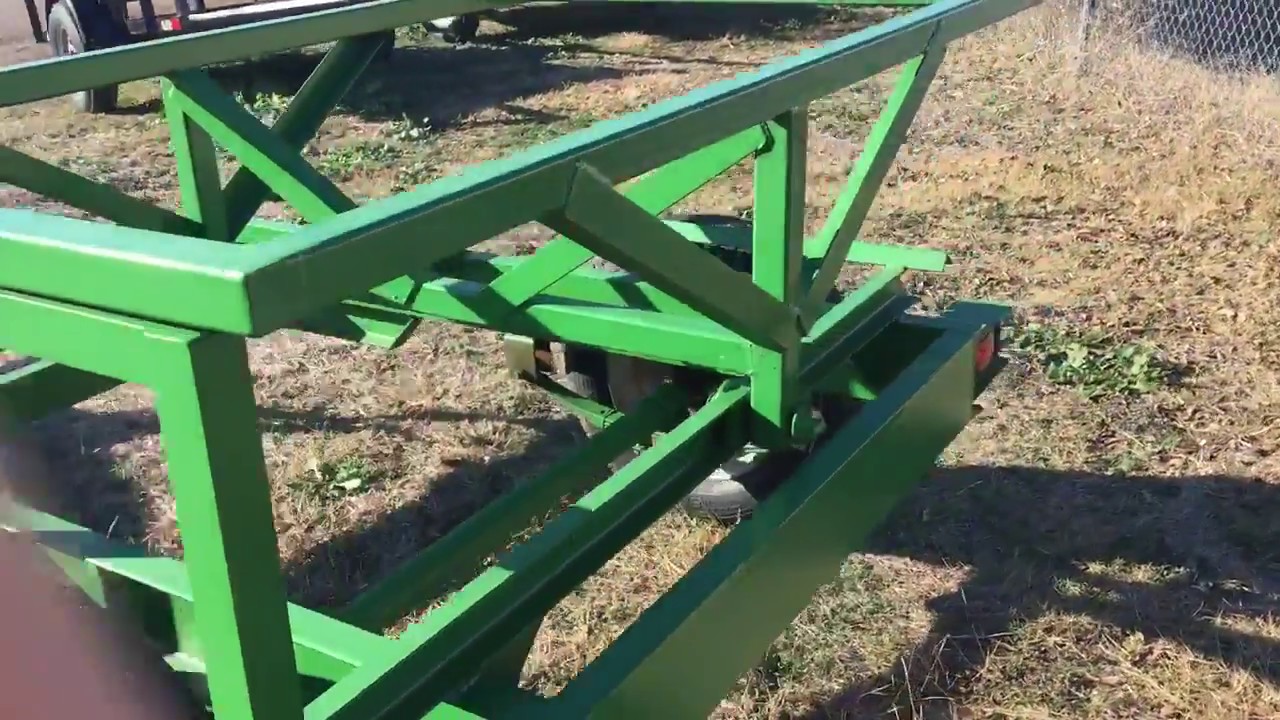 SINGLE BALE HAY HAULER - YouTube