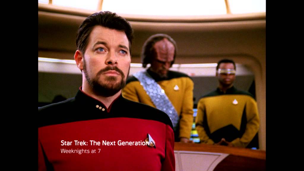 The Riker Squint | Trek On | Syfy - YouTube