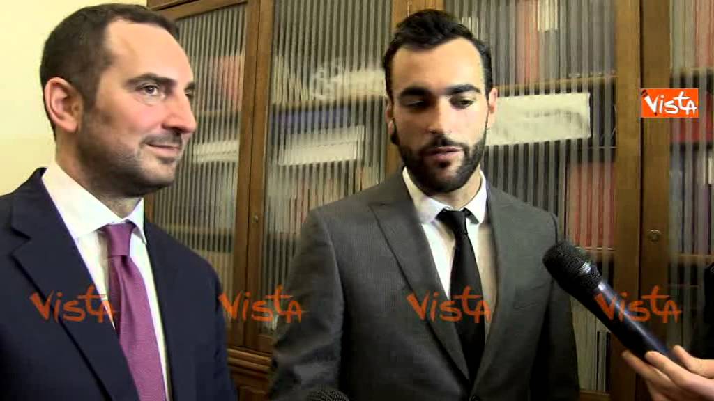 MENGONI: UN ONORE IL PREMIO DEL GARANTE PER L'INFANZIA - YouTube