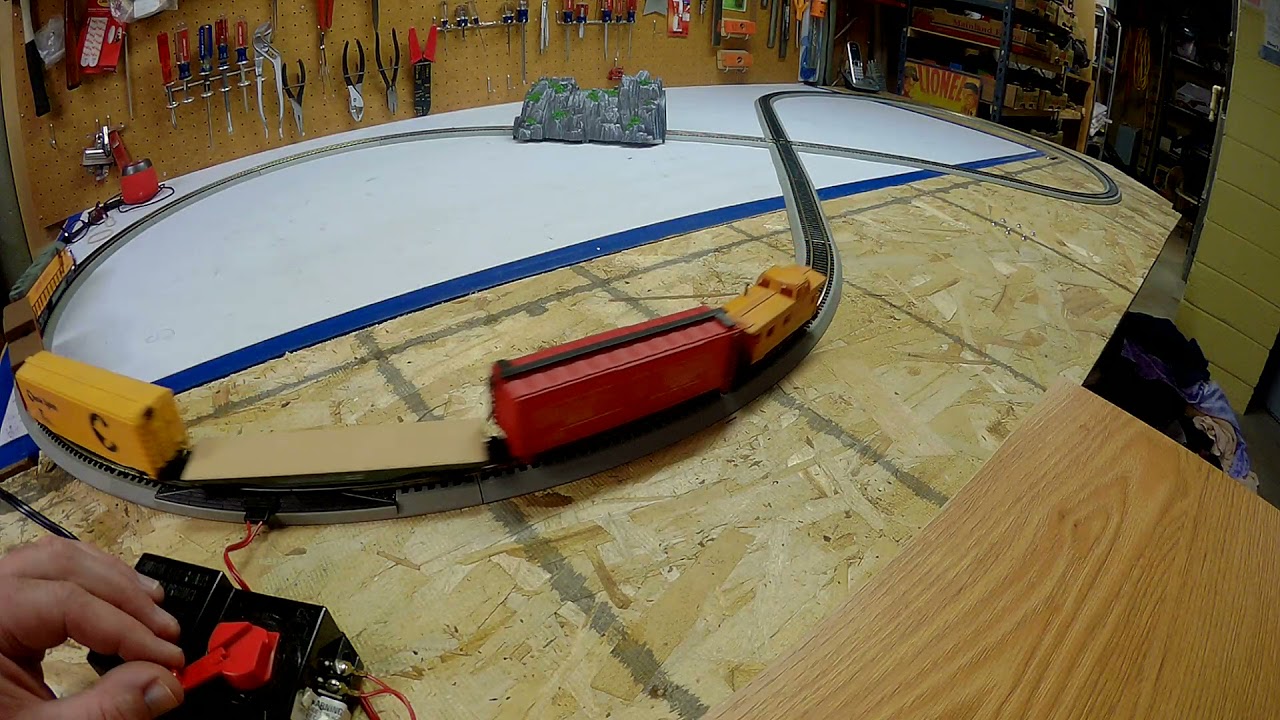 HO DC EZ Track complete figure 8 diesel freight model train set #79 ...