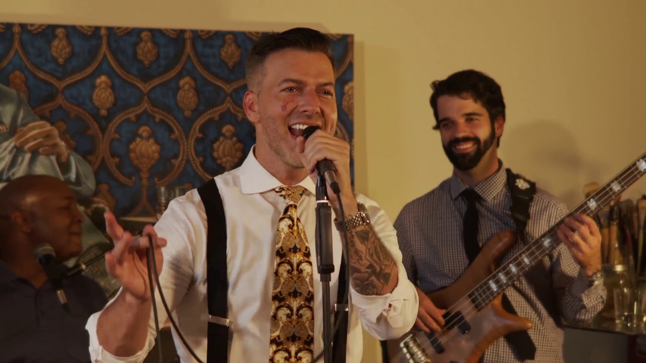 Ben Sharkey - Hello (The Sharkey Experience 2020) [Live] - YouTube