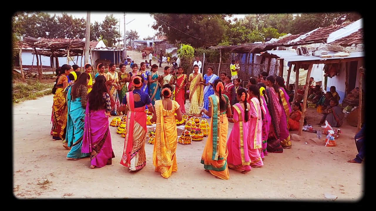 Batkamma festival in to chintapalli - YouTube