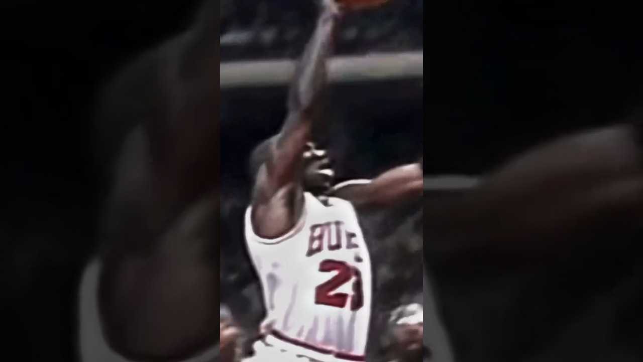 Michael Jordan’s switch and layup #nbaplayer #basketball #shorts - YouTube